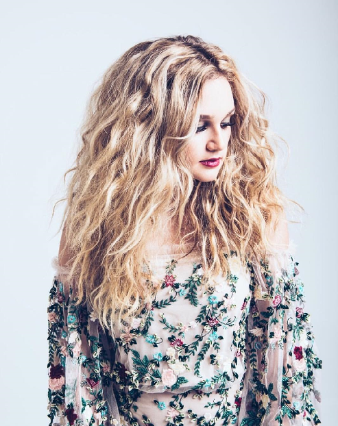 Album Review: Hollyn’s “One Way Conversations” | BTSCELEBS